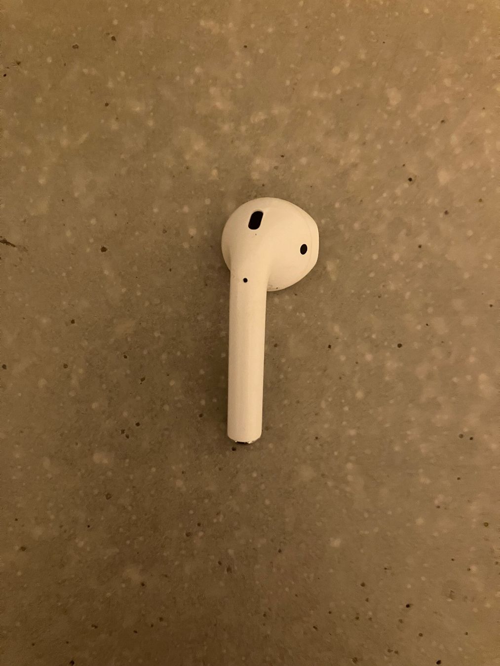 AirPod 2 Rechts (Gebraucht) in Lausanne für CHF 18 – mit Lieferung auf ...