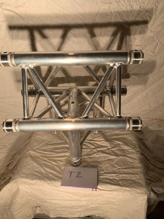 Truss 3-Weg Ecke F33 T37 von Global Truss (T2) (Neu (gemäss ...