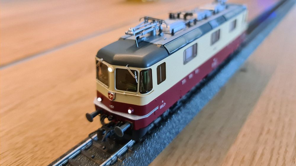 ROCO H0 78401 SBB Re 4/4 11158 TEE (Neu und originalverpackt) in ...