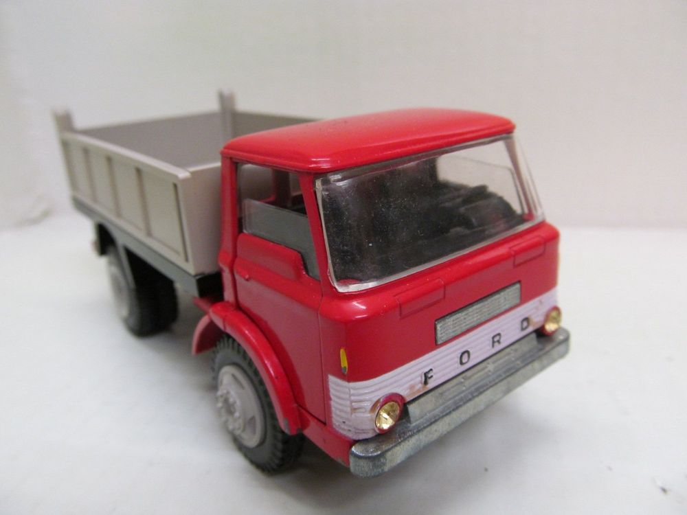 FORD D - 800 KIRK DENMARK 1:43 MIT VIEL FUNKTIONEN (Gebraucht) in ...