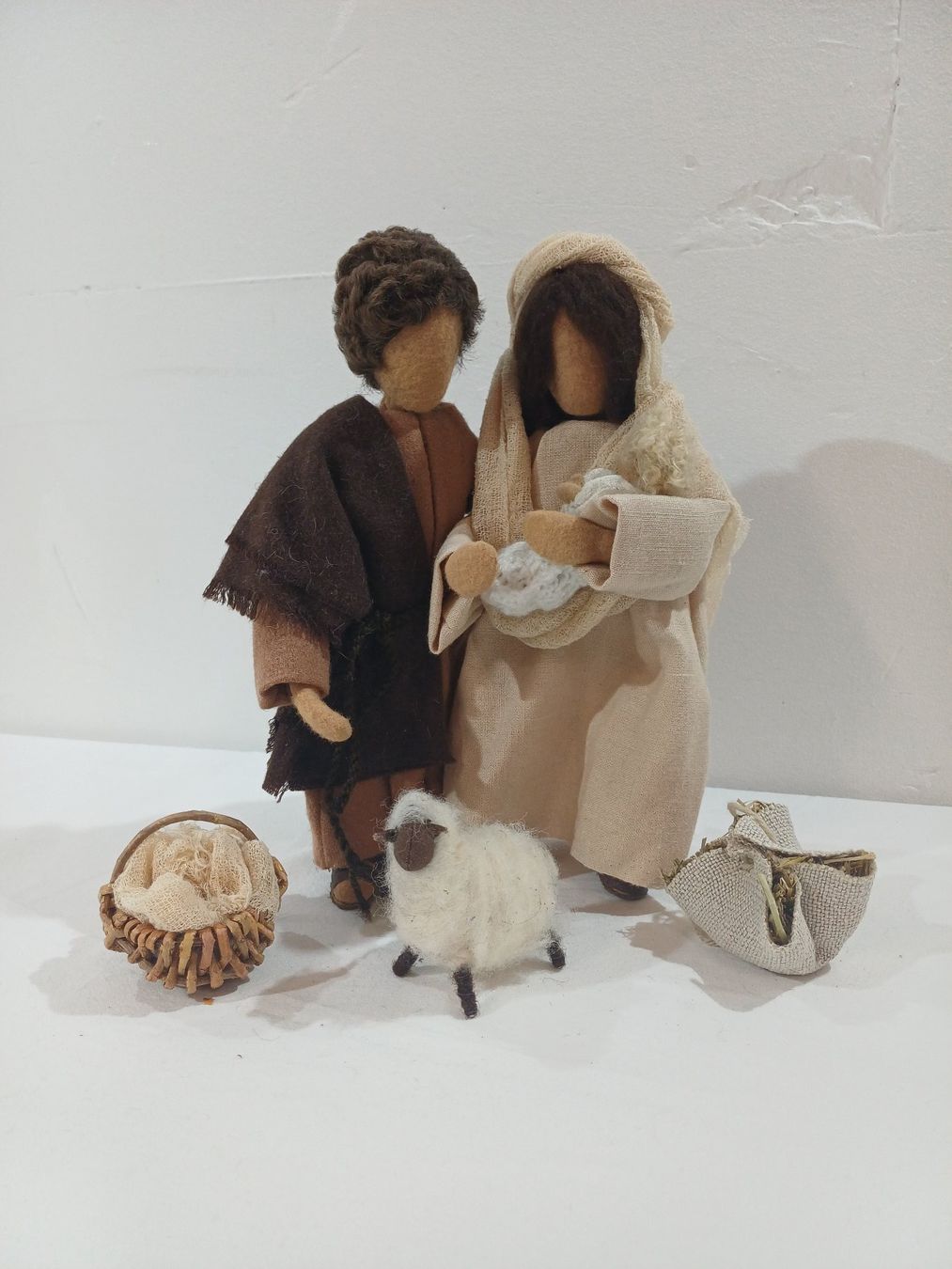 Schwarzenberger Krippenfiguren: Maria & Josef mit Jesuskind (Gebraucht ...