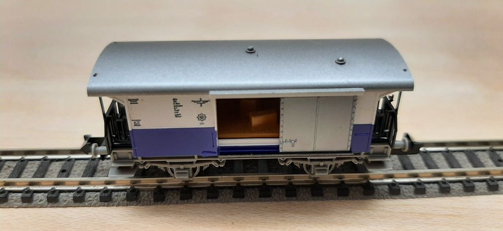 Fleischmann 8053+8054 Wagen zur Edelweiß-Lokal-Bahn (Gebraucht) in Herzogenbuchsee für CHF 12 ...