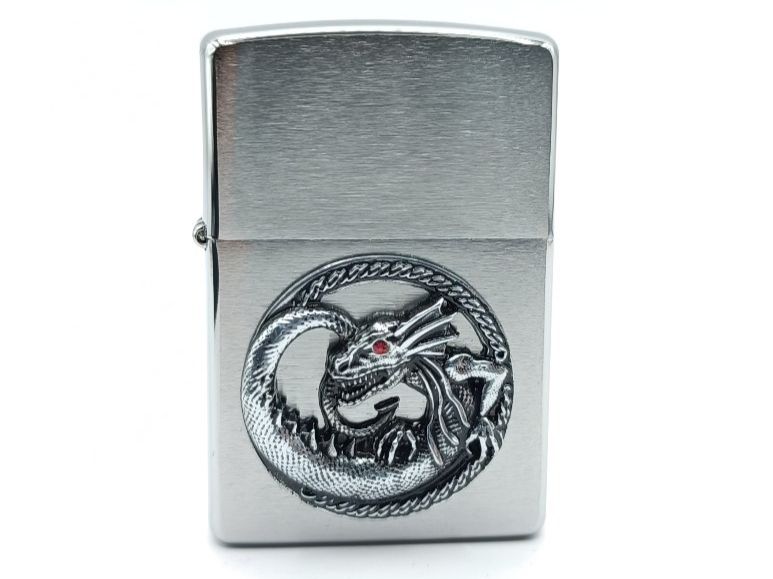 ZIPPO Dragon Emblem Feuerzeug 2007134 (Neu und originalverpackt) in Ennenda für CHF 64.9 – mit ...