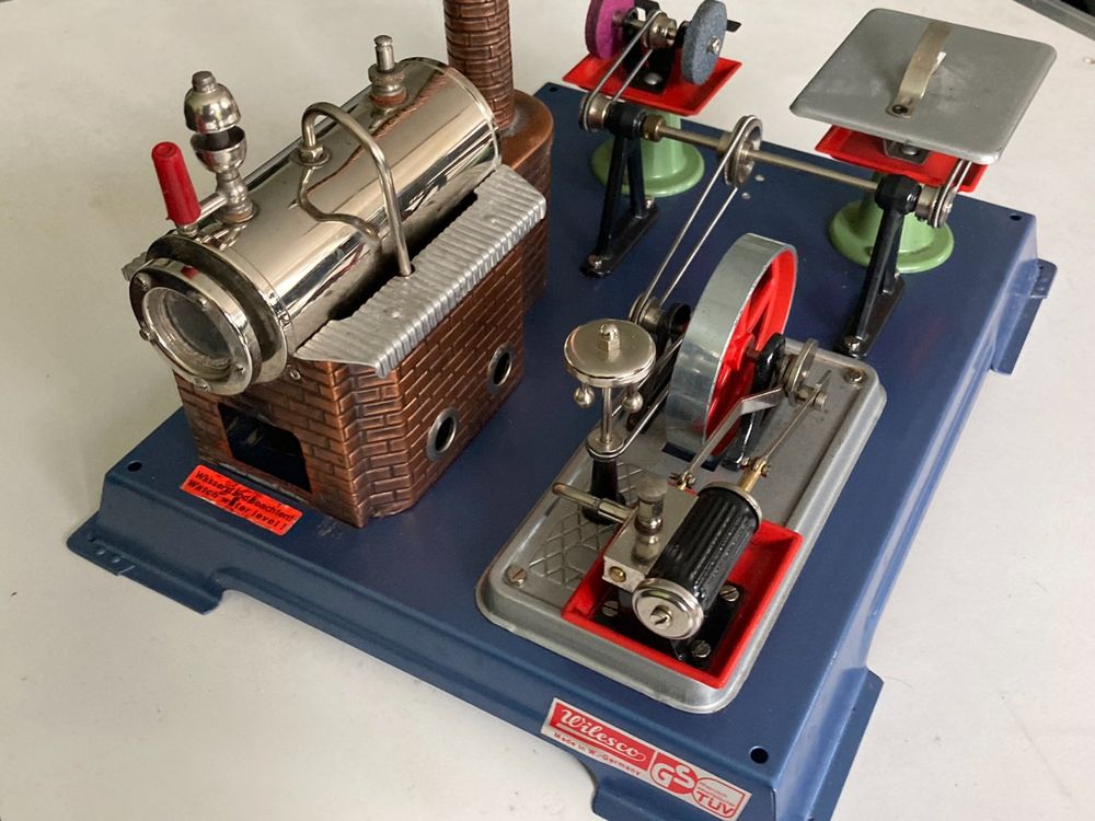 Dampfmaschine Wilesco D101 mit Zubehör neuwertig (Gebraucht) in ...