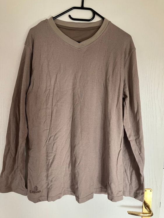 Emirates First Class Pyjama L (Neu und originalverpackt) in Winkel für ...