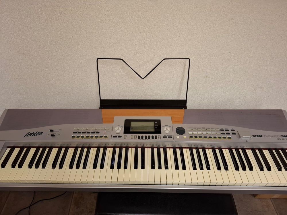 Ashton Stage Performer 500 Keyboard inkl. Hocker (Gebraucht) in ...