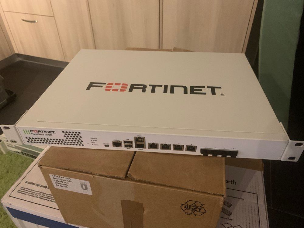 Fortinet Fortigate 300D Firewall (Gebraucht) in für CHF 80 – mit ...