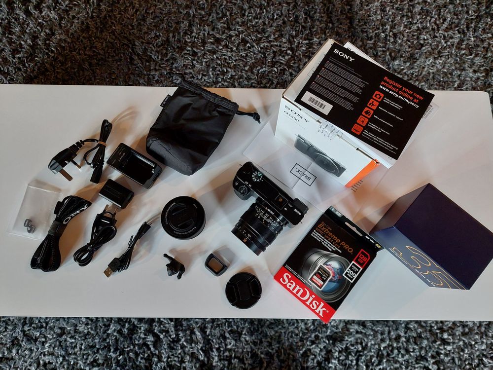 Sony a6100 16-50mm kit + 35mm f0.95 + SD Garantie 15.05.2027 (Neu ...