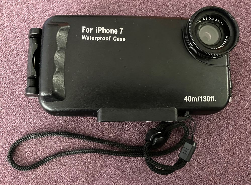 iPhone 7 Waterproof Case (Neu (gemäss Beschreibung)) in Bern für CHF 8 ...
