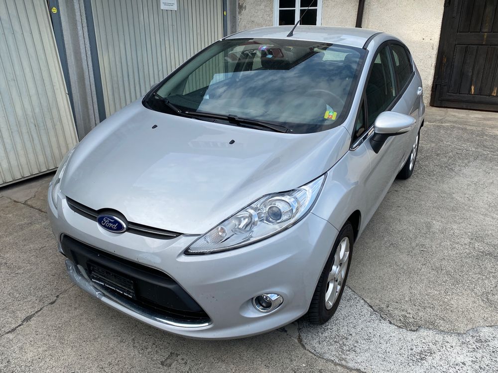 Ford Fiesta 1.4i 92000 KM 2012 (Gebraucht) in Schaffhausen für CHF 3401 ...