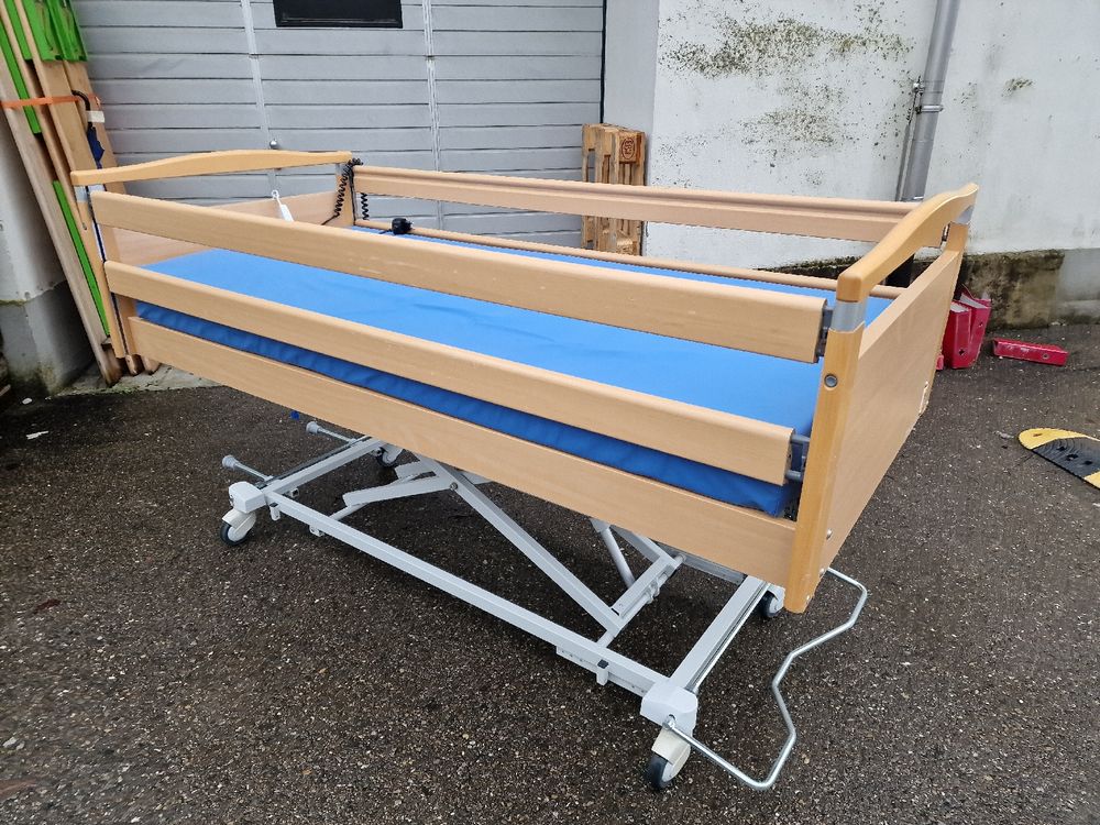 EMBRU Pflegebett (Gebraucht) in Gattikon für CHF 155 – nur Abholung auf Ricardo kaufen