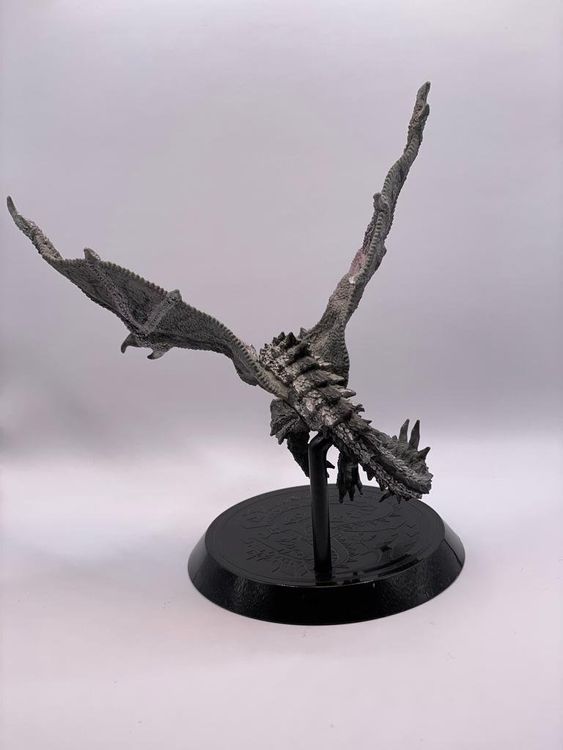 Monster Hunter Silver Rathalos & Gold Rathian Figure Builder (Gebraucht ...