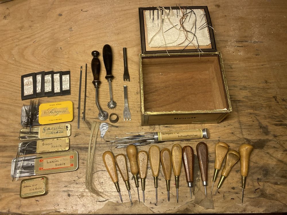 SATTLER MATERIAL LEDER (Gebraucht) in Bottmingen für CHF 200 – mit ...