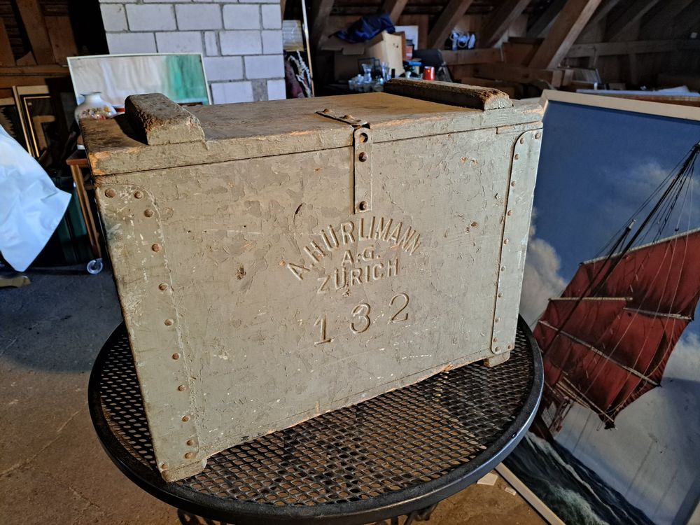 Holz truhe Antik A.Hurlimann AG Zürich (Gebraucht) in Buch am Irchel für CHF 35 – mit Lieferung ...