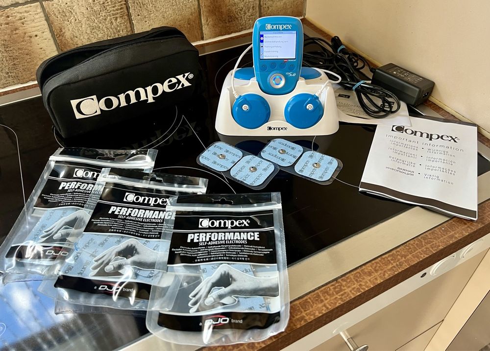 Compex FIT 5.0 - Wireless Stimulator | Kaufen auf Ricardo