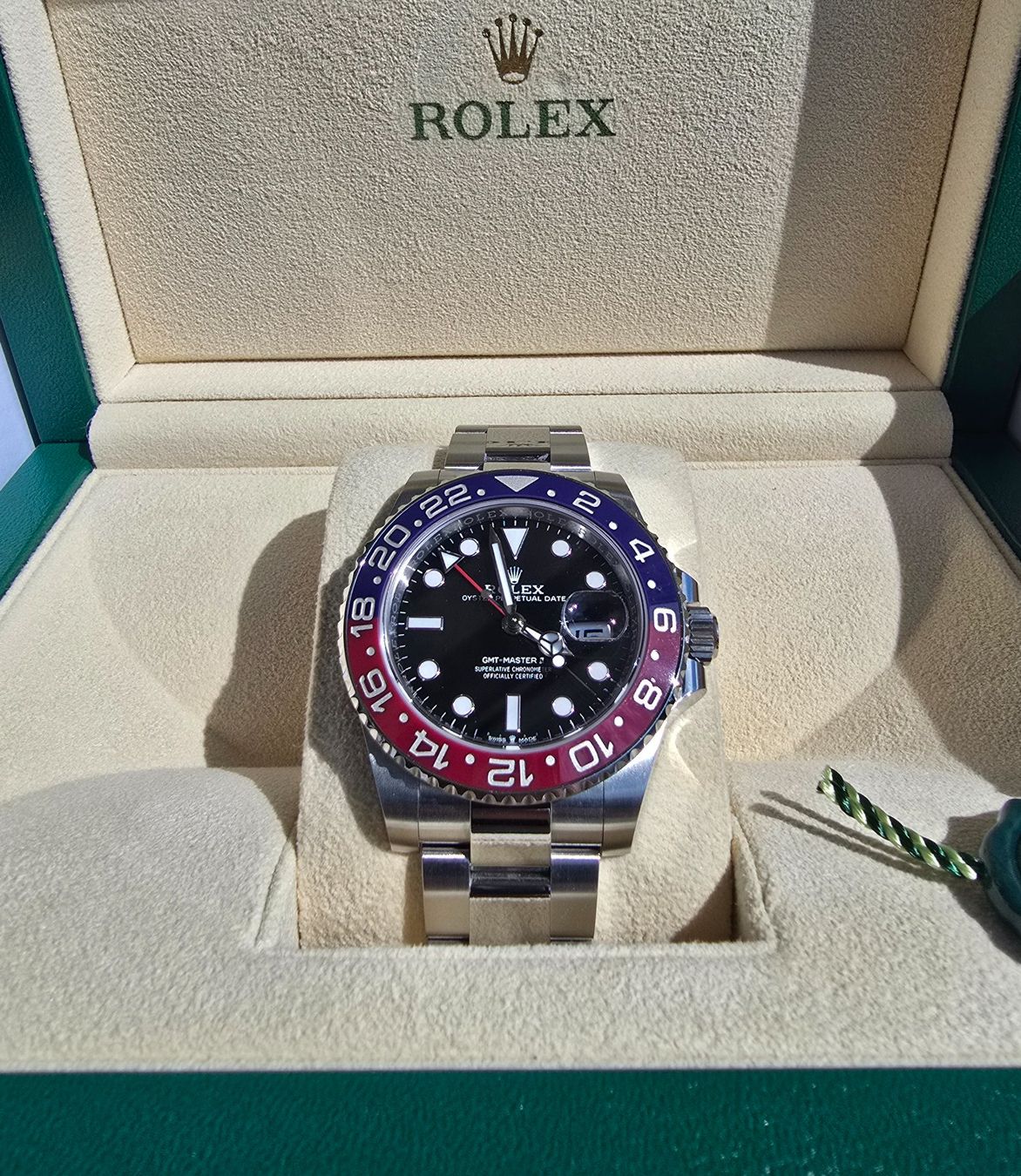 ROLEX GMT-MASTER II "PEPSI" / NEU 2025 / FULL SET (Neu und ...