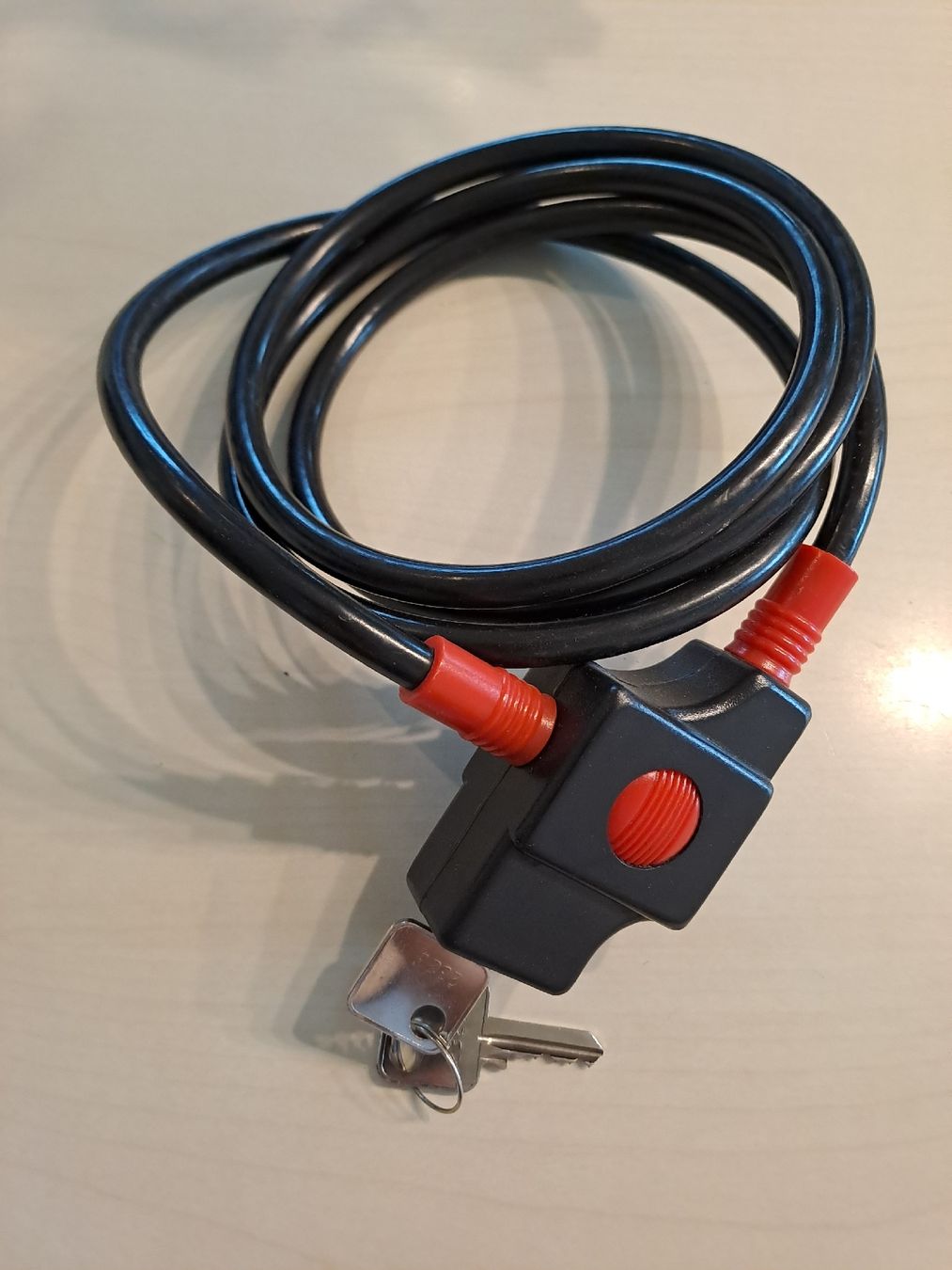 Veloschloss (Neu (gemäss Beschreibung)) in Rothenburg für CHF 5 – mit ...