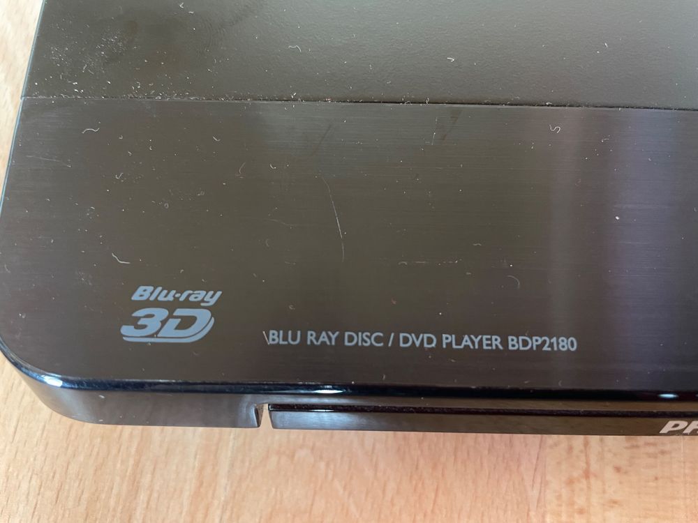 Blu-ray Disc-/DVD-Player BDP2180 | Kaufen auf Ricardo Blu-ray Disc-/DVD-Player BDP2180 | Kaufen auf Ricardo