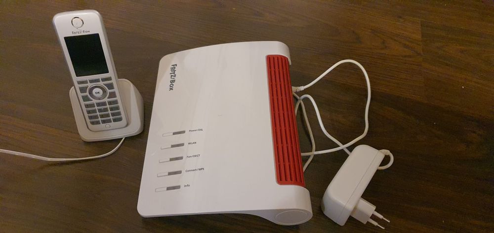 Fritzbox 7590 CH DSL mit Fritzfon schnurlos Telefon (Gebraucht) in ...