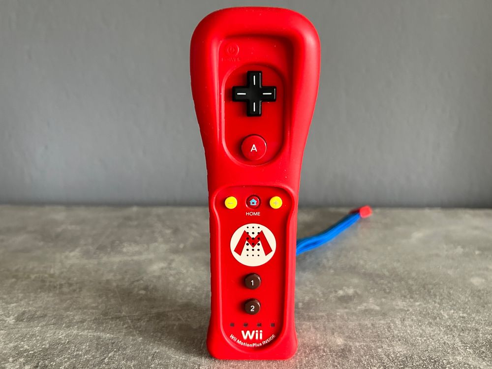 Originaler Controller - Wii Remote Plus * SUPER MARIO * (Gebraucht) in ...