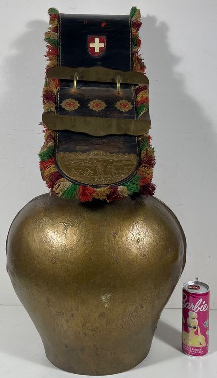 Grosse Antike Appenzeller Treichel aus Eisen (Gebraucht) in Root für ...