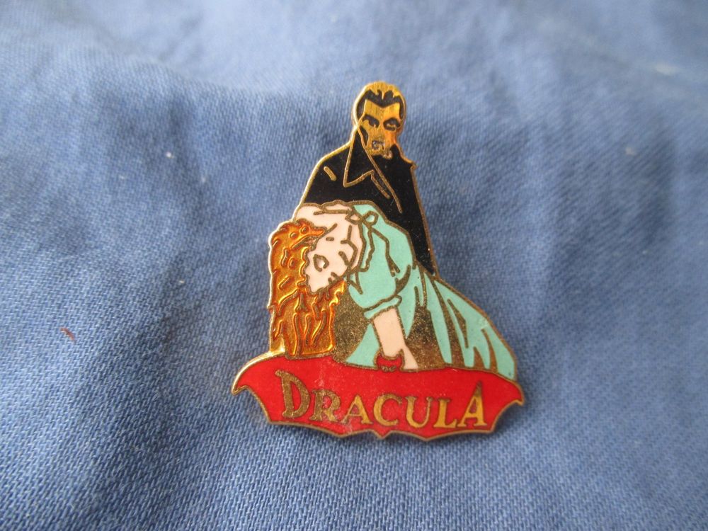 Pin's Dracula (D'occasion) à Colombier NE pour CHF 4 – avec livraison ...