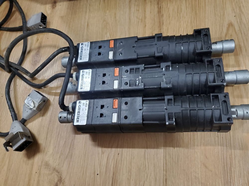 3 Stück Storenmotoren für Lamellenstoren Elero 3Nm (Gebraucht) in unterschächen für CHF 46 – mit ...