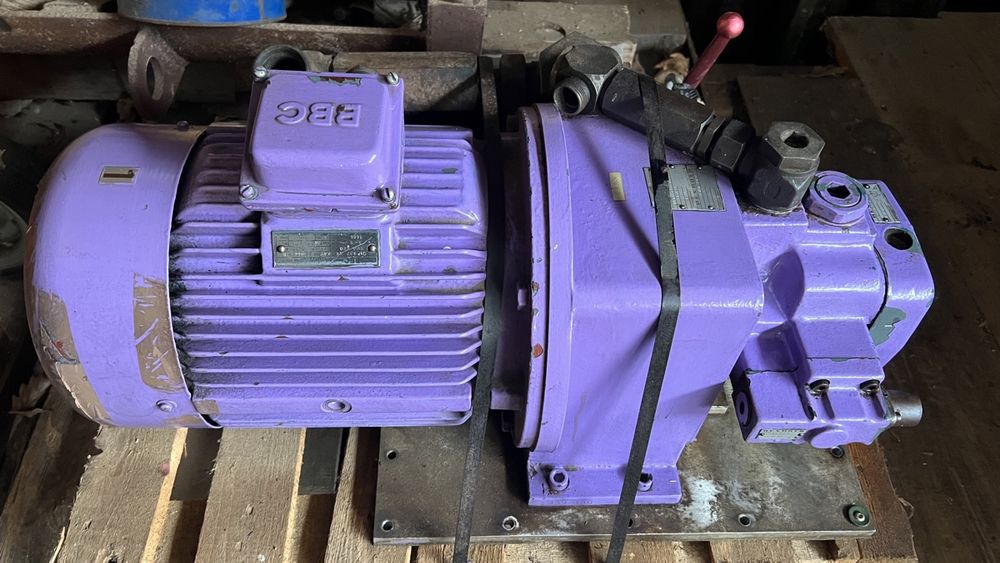 Hydraulikpumpensystem Mannesmann / Rexroth, Elektromotor BBC (Gebraucht) in Goldiwil (Thun) für ...