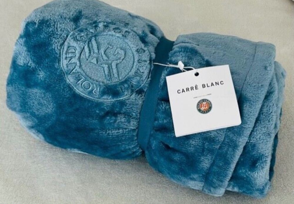 ROLAND GARROS 2023 VIP PLAID CARRÉ BLANC | Kaufen auf Ricardo