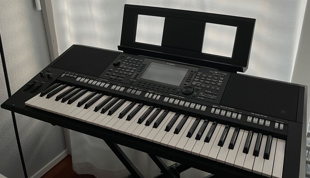 Keyboard Yamaha PSR-S775 (Gebraucht) in für CHF 633 – nur Abholung auf ...