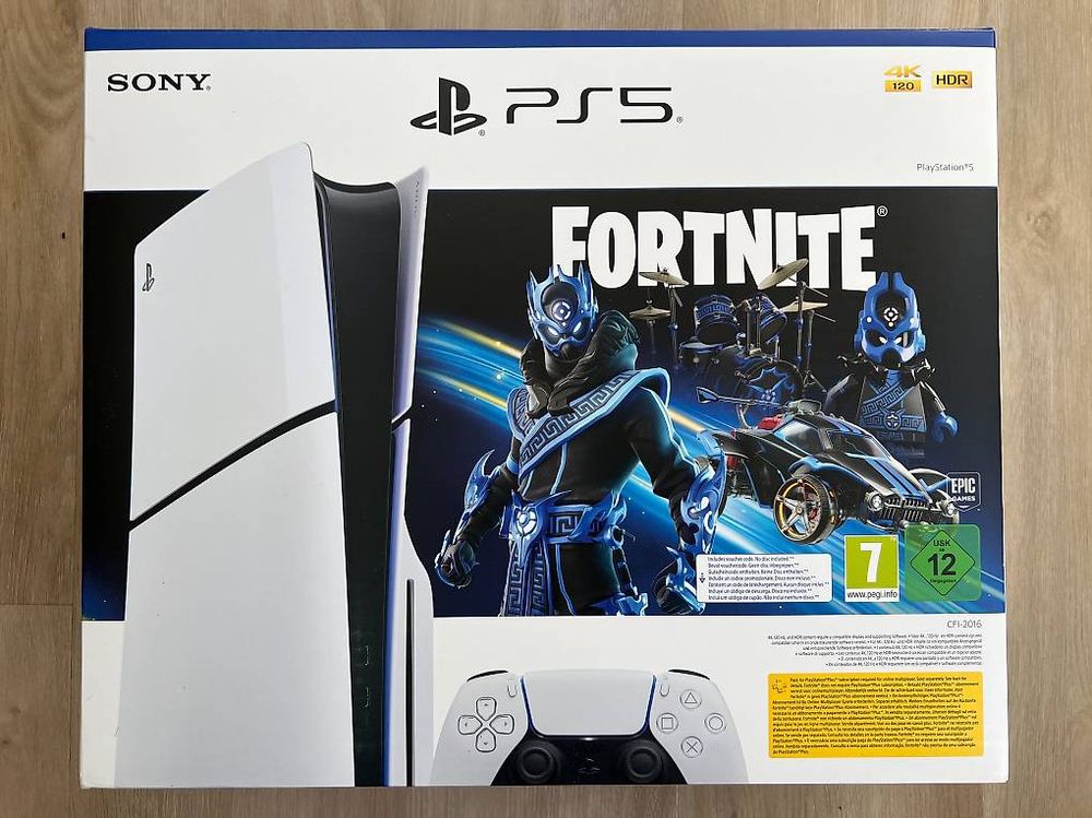 NEW: Bundle Sony PS5 Slim 1TB Disk Fortnite ed.+ 2 Dualsense (Neu und ...