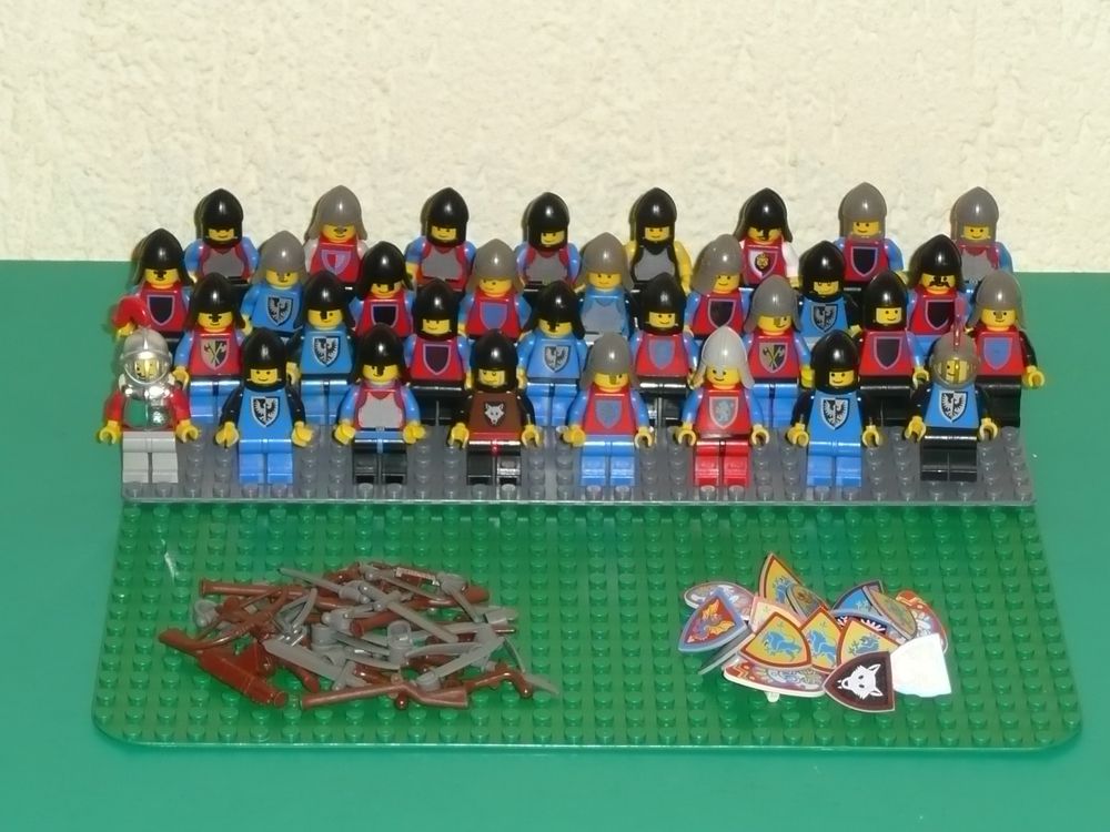 32 Lego Ritter mit Zubehör (Gebraucht) in Kriens für CHF 120 – mit Lieferung auf Ricardo kaufen