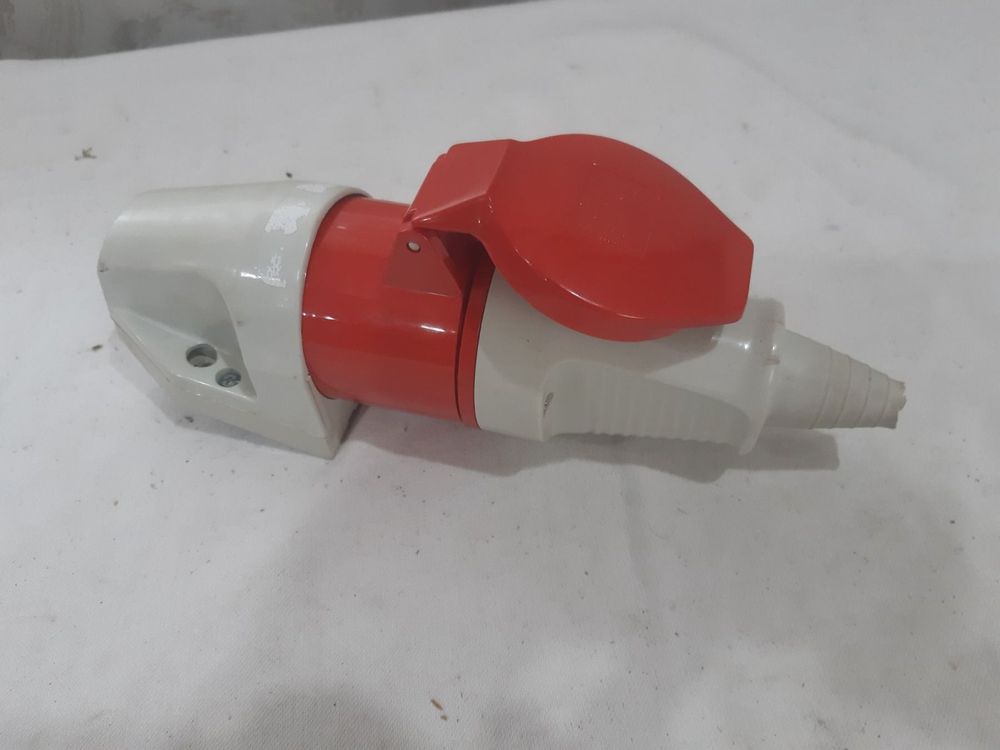 CEE Stecker Kupplung SET Starkstrom Drehstrom 32A 400V | Kaufen auf Ricardo