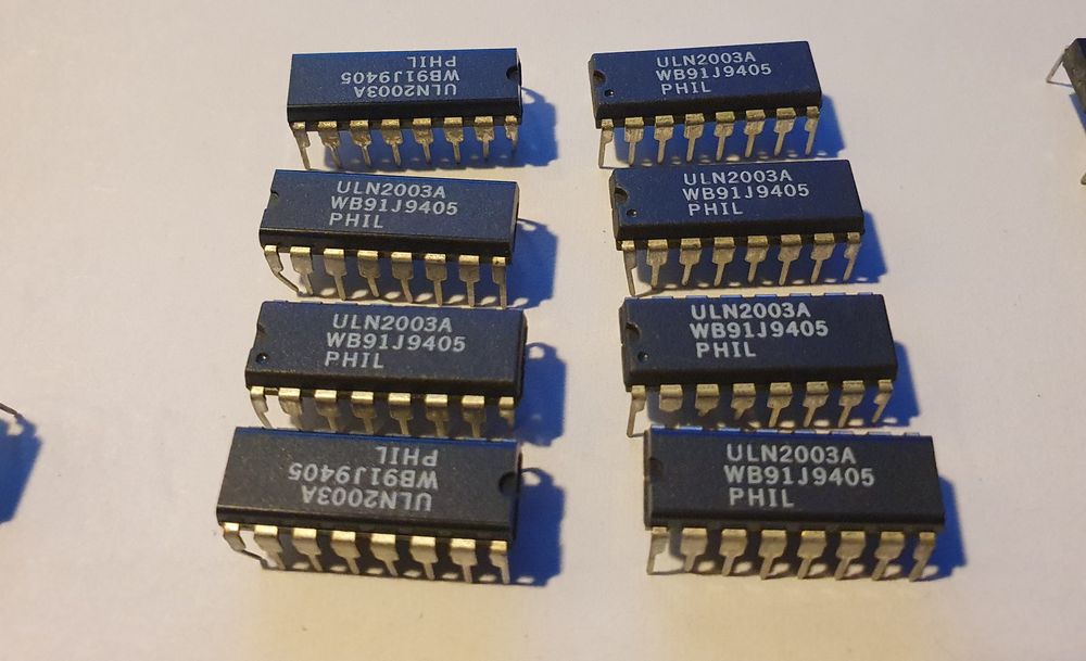 17 Stück Darlington Transistor Array (IC), ULN2003A | Kaufen auf Ricardo