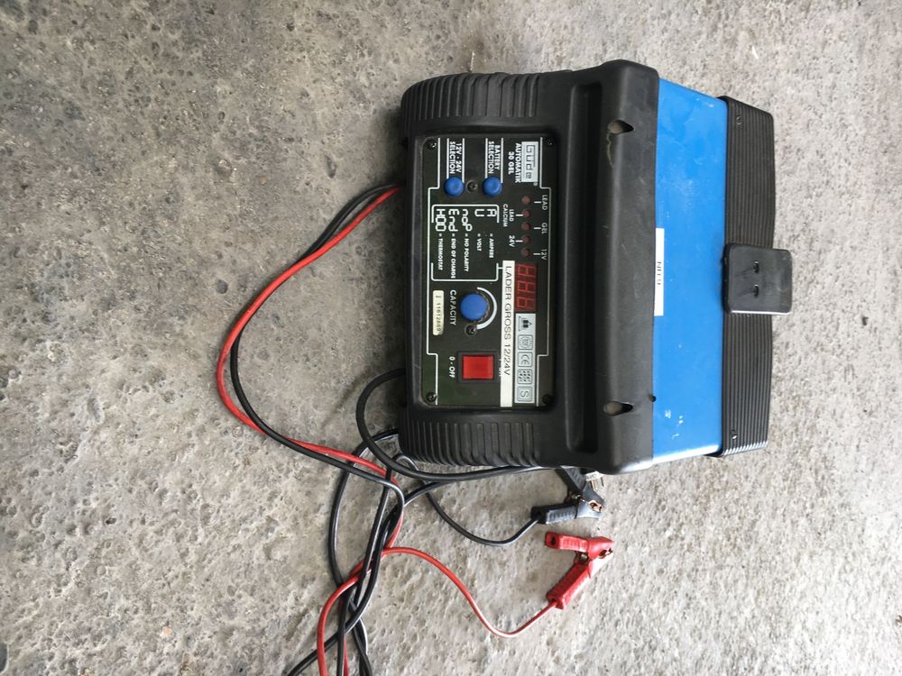 Güde Automatik Gel 30 Ladegerät (Gebraucht) in für CHF 11 – nur ...