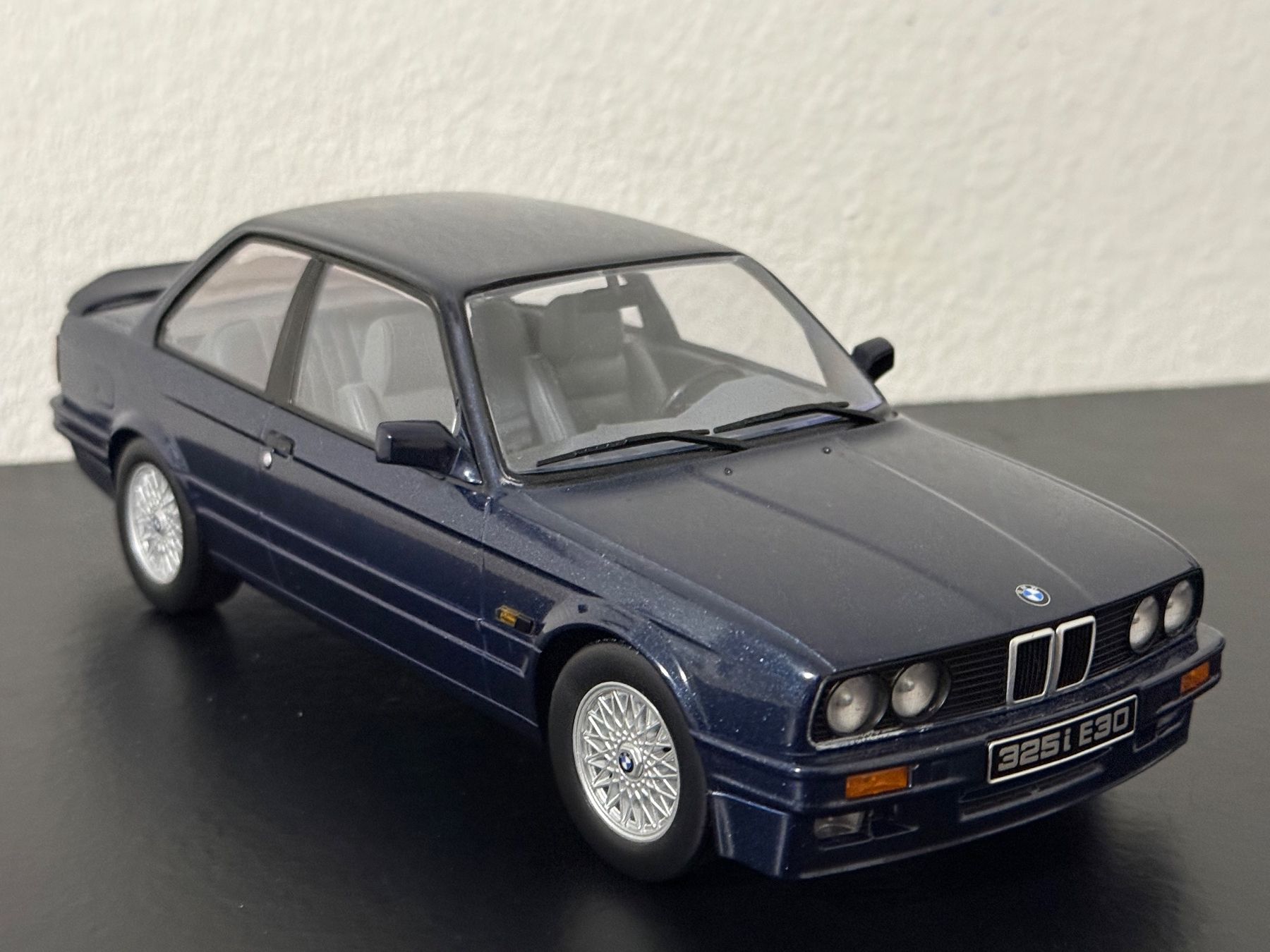 BMW 325I E30 M-Tech 2 1:18 KK-Scale (Gebraucht) in Bülach für CHF 130 ...