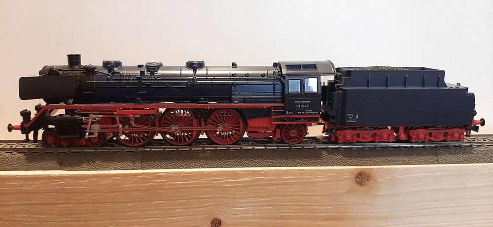 Märklin 3097 Dampflok BR 03104r DR (Neu und originalverpackt) in ...