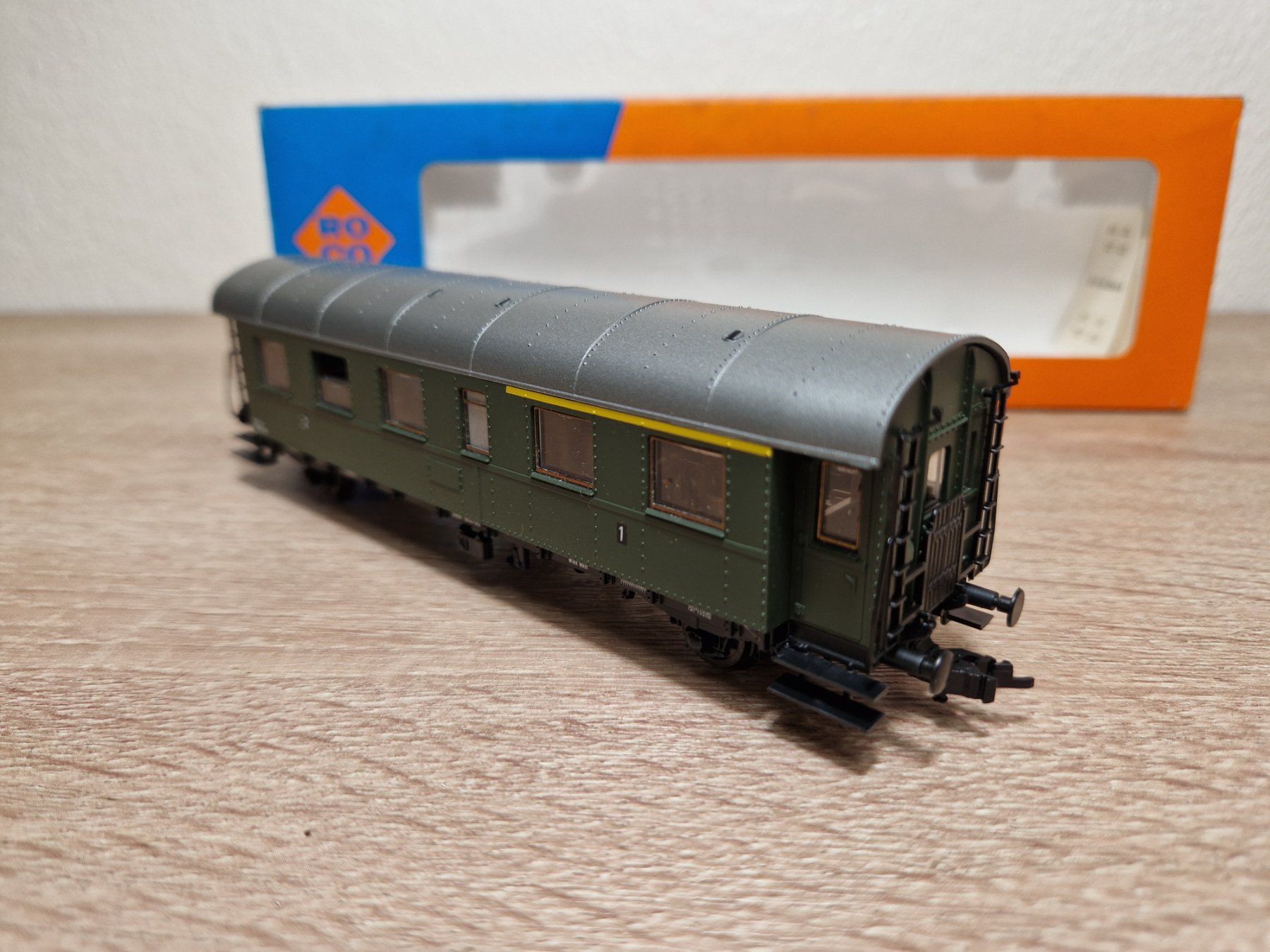 Roco 4203G Personenwagen ÖBB H0 (D'occasion) à St-Aubin-Sauges pour CHF ...