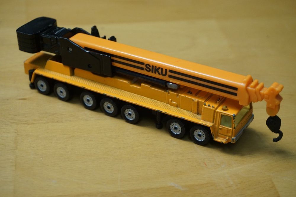 Siku 7achser Autokran 14cm TOP!!!!!!!!!!!!! (Gebraucht) in Reiden für ...