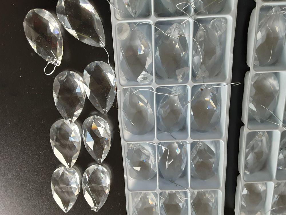 54 STÜCK echte swarovski kristalle 7 cm gross- (Neu und originalverpackt) in wolfhalden für CHF ...