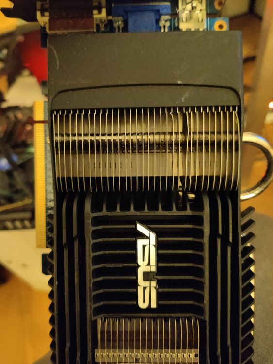 ASUS ENGT240 Silent/DI/1GD3 | Kaufen auf Ricardo