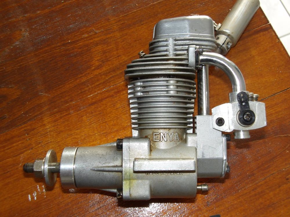 Enya 60-4c in einem guten Zustand | Kaufen auf Ricardo