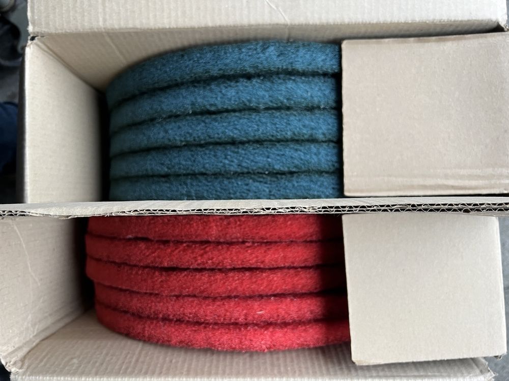 3M Pad‘s blau / rot neu OVP (Gebraucht) in Egg b. Zürich für CHF 100 ...