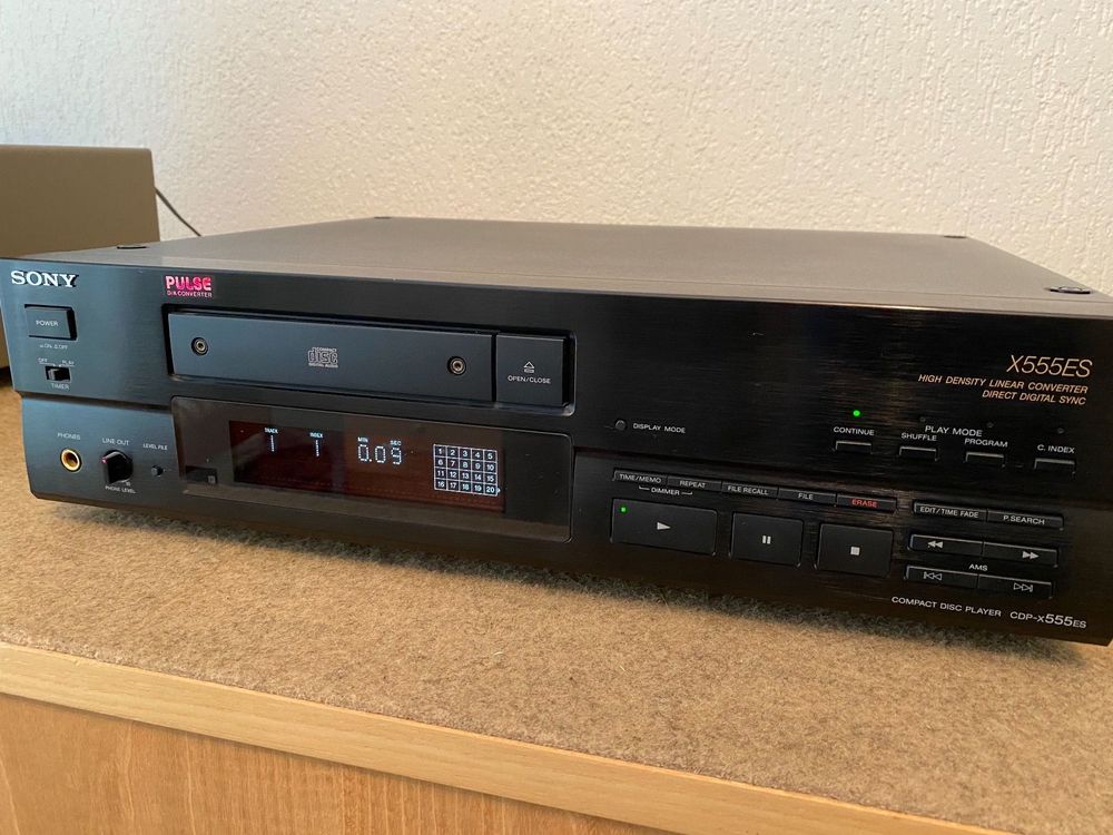 SONY CD-Player CDP-X555ES (Gebraucht) in Uster für CHF 300 – nur Abholung auf Ricardo kaufen