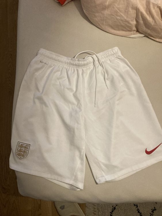 England Football Short / Nike (Gebraucht) in Erde für CHF 14 – mit ...
