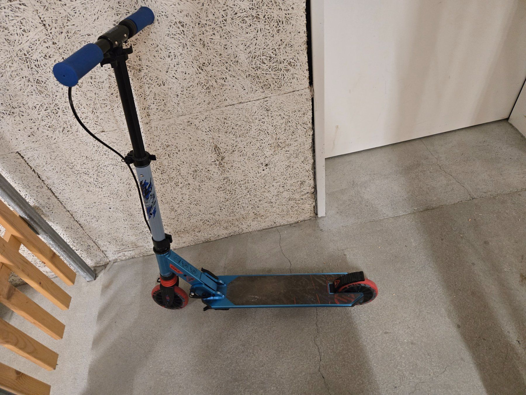 Kickboard / Tretroller für Kinder - Top Zustand! (Gebraucht) in ...