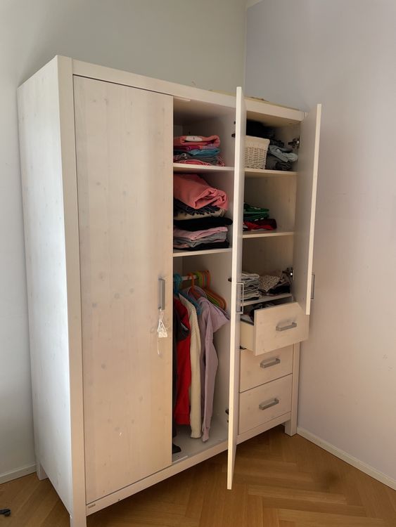 Fabelhafte Kleiderschrank Gã¼nstig Gebraucht Bilder