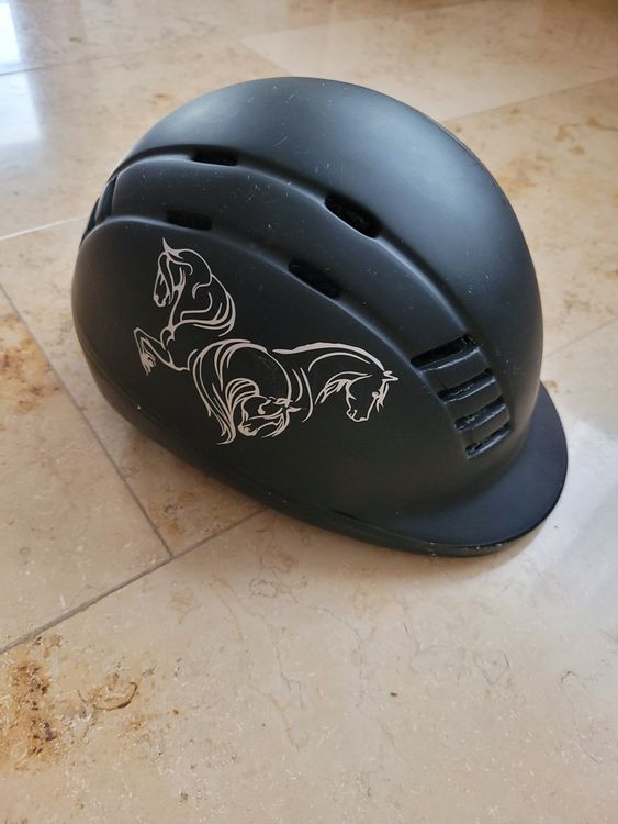 Reithelm Mädchen (Gebraucht) in für CHF 9 – mit Lieferung auf Ricardo ...