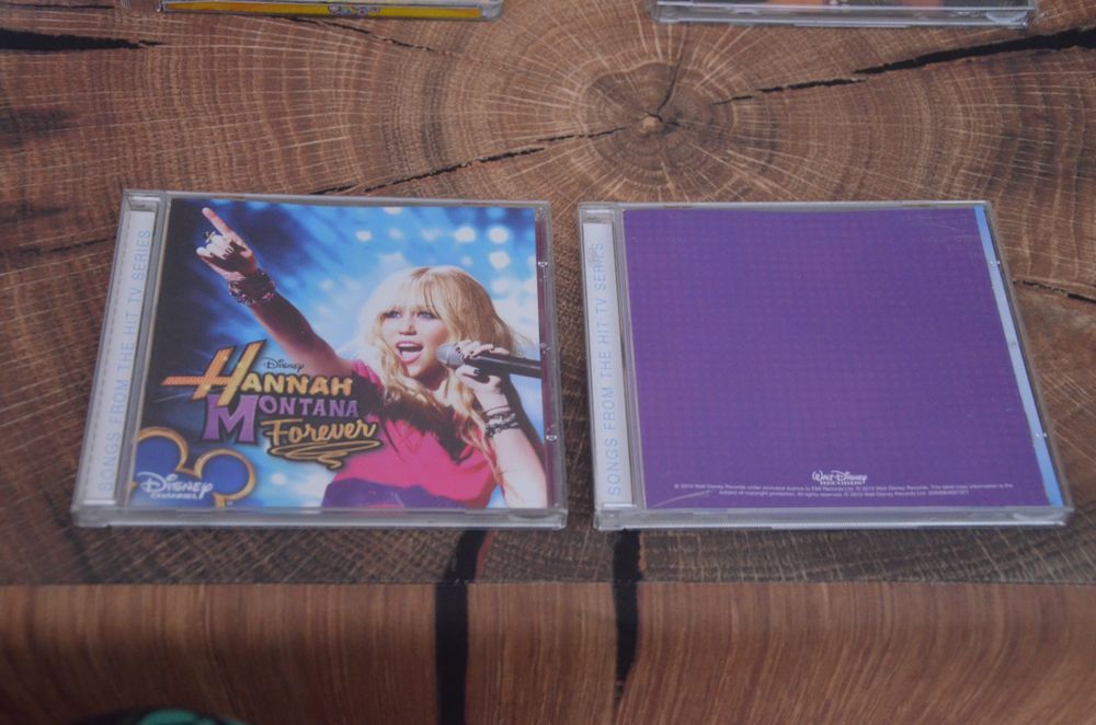 2 CD - HANNAH MONTANA (Gebraucht) in Chiasso für CHF 1 – mit Lieferung ...