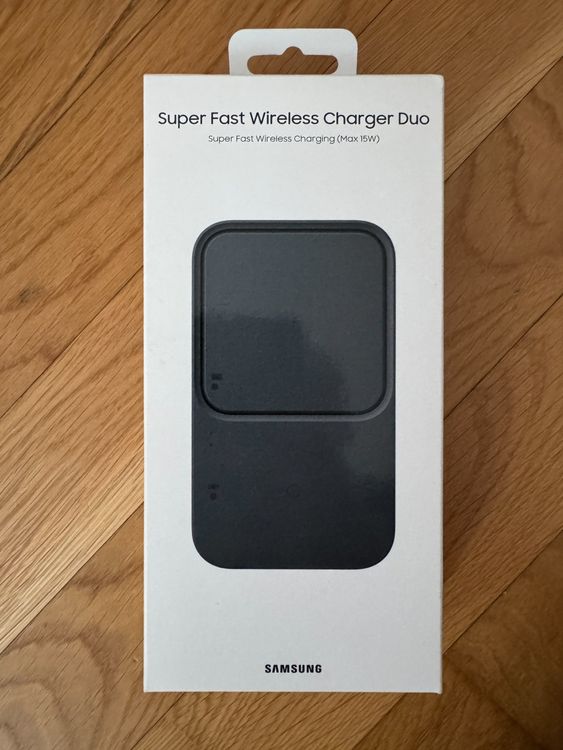 Samsung Super Fast Wireless Charger Duo (Neu und originalverpackt) in ...